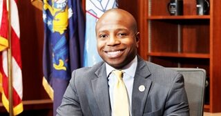 UW-Madison alum Cavalier Johnson becomes first African American elected ...